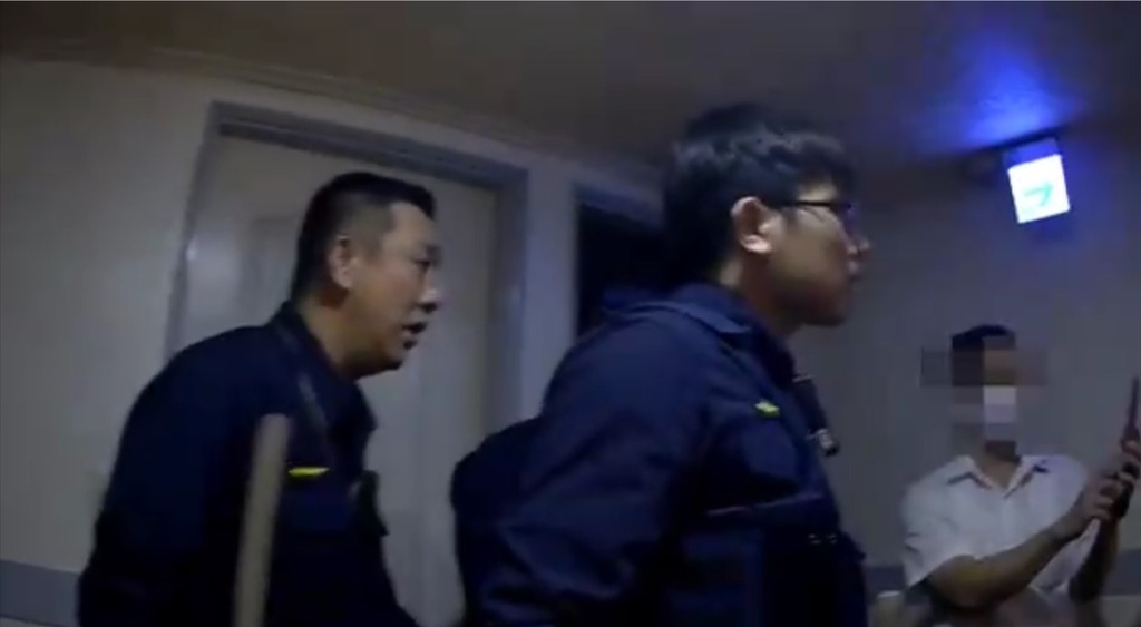 女子飯店內遭持刀強盜 嫌遇警迅速攻堅棄械投降 – ETENEWS