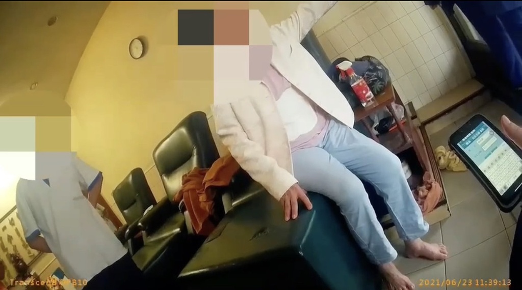 買菜順便抓龍 推拿店偷營業 – ETENEWS