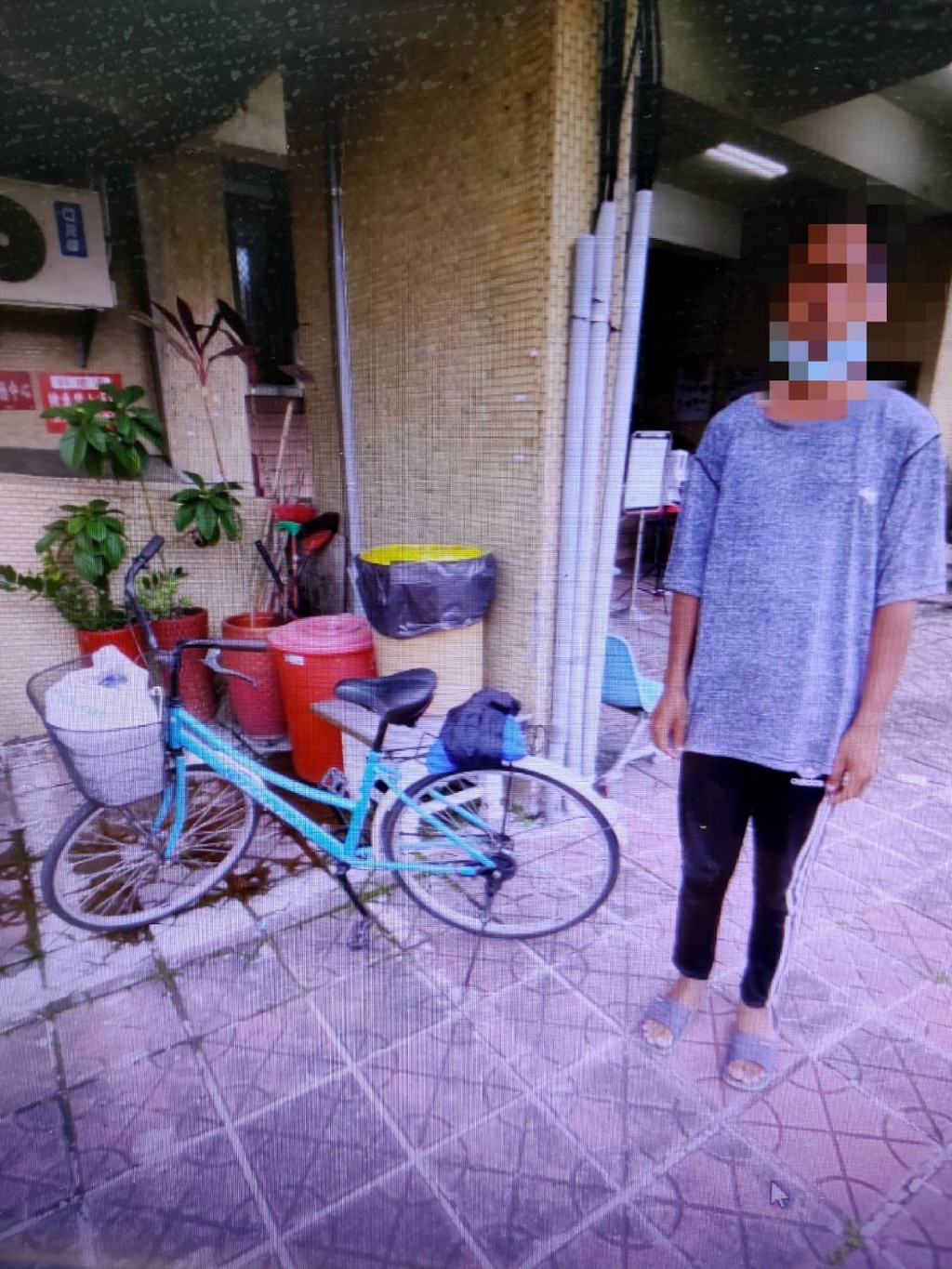國中生自行車遭竊好無奈 警調閱逾百支監視器6小時內火速查緝犯嫌到案 – ETENEWS