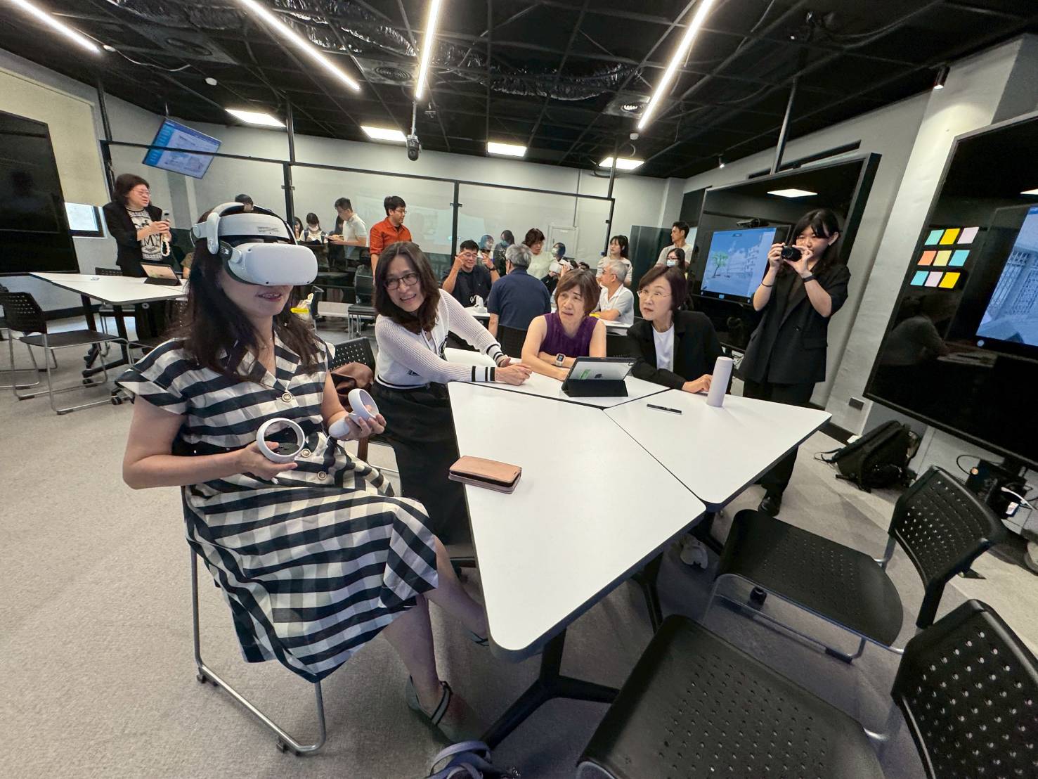 高師大攜手GO STARS計畫 打造「AI思培智慧教室」啟用 展現教育創新力 – ETENEWS